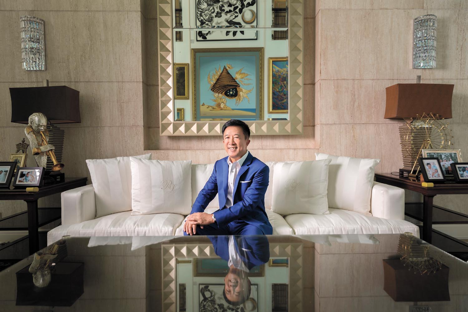 Jay Mart từ một cửa hàng thiết bị nhỏ lẻ thành "người hùng siêu tăng trưởng"