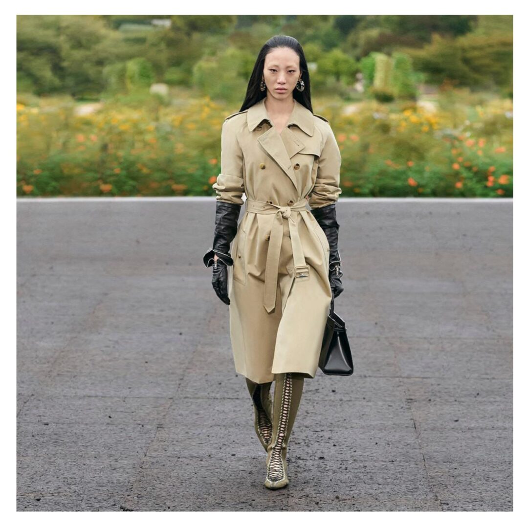 Phong cách thanh lịch với bộ sưu tập thời trang SS23 của nhà mốt Givenchy