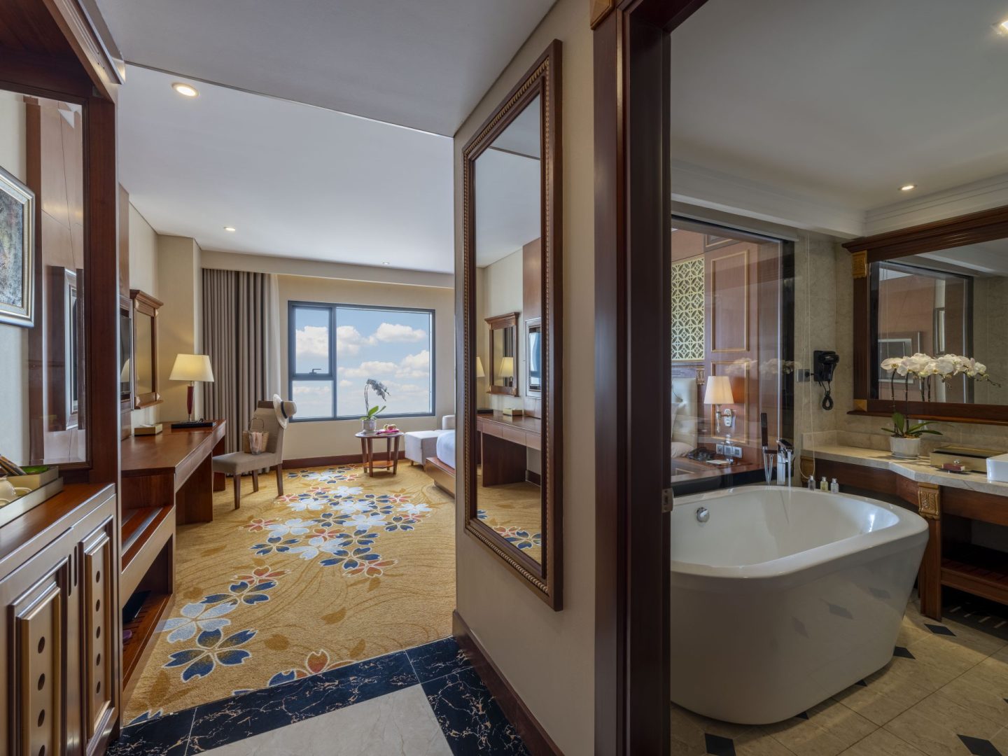 Nghỉ dưỡng kết hợp M.I.C.E đẳng cấp tại DLG Hotel Đà Nẵng