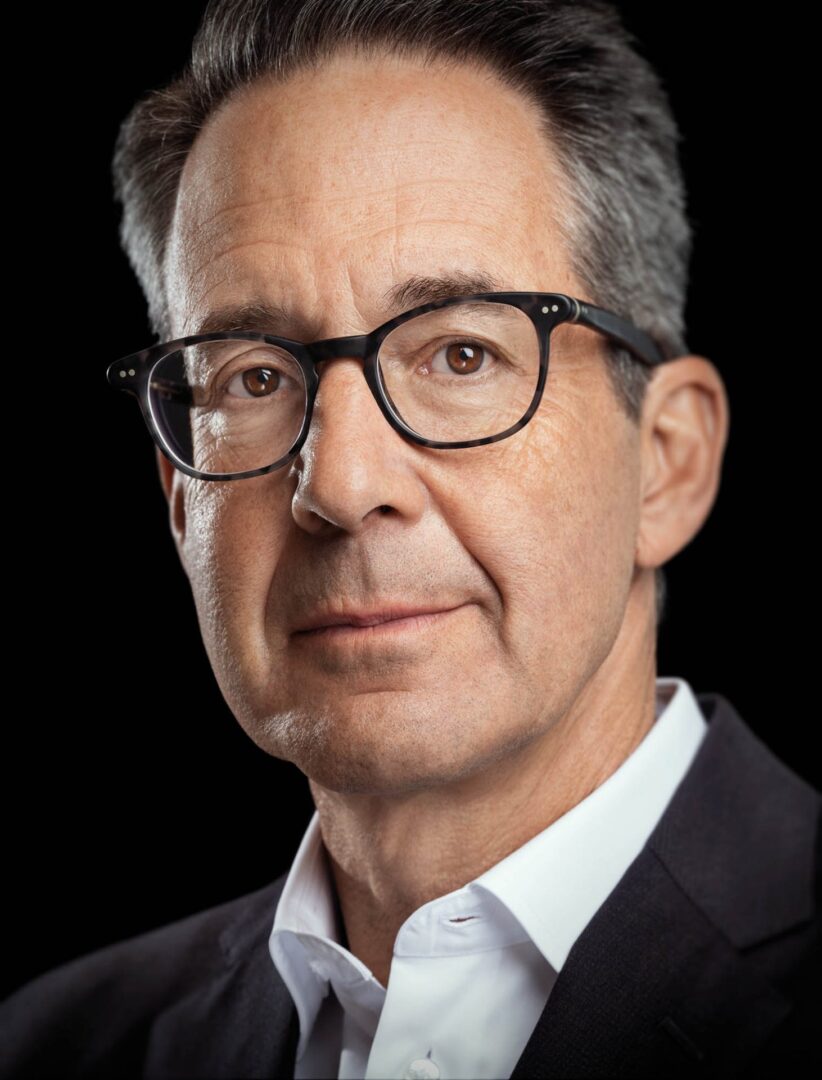 Danh mục 200 tỉ đô của quỹ đầu tư Blue Owl sau thỏa thuận SPAC